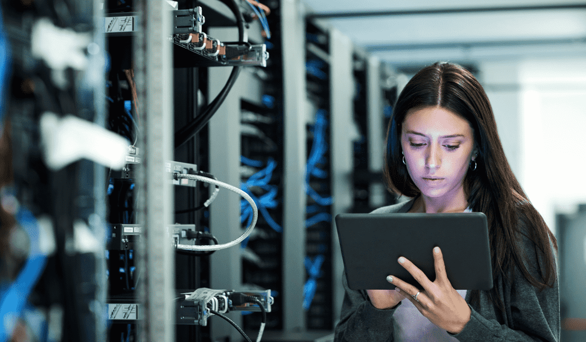 Broadcom acquisition of VMware: 4 strategic options for customers ...