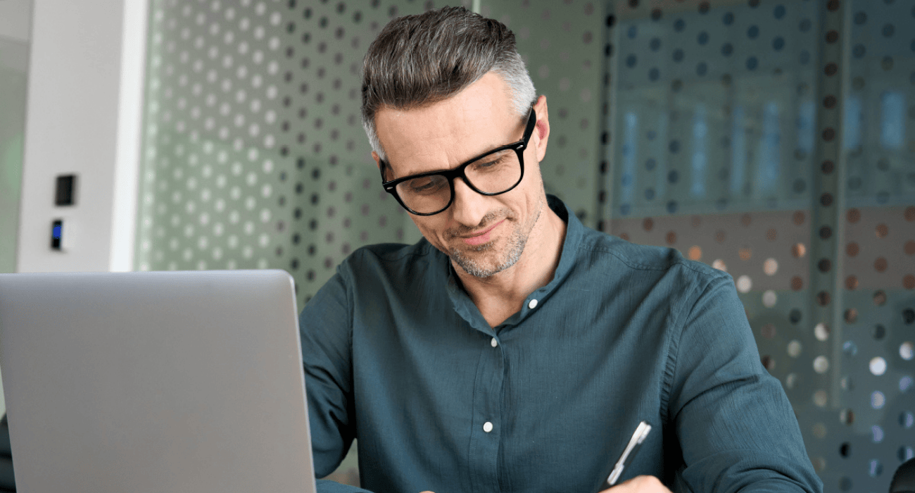 [Webinar] Empowering Cloud-First Transformation: Your journey from Data ...