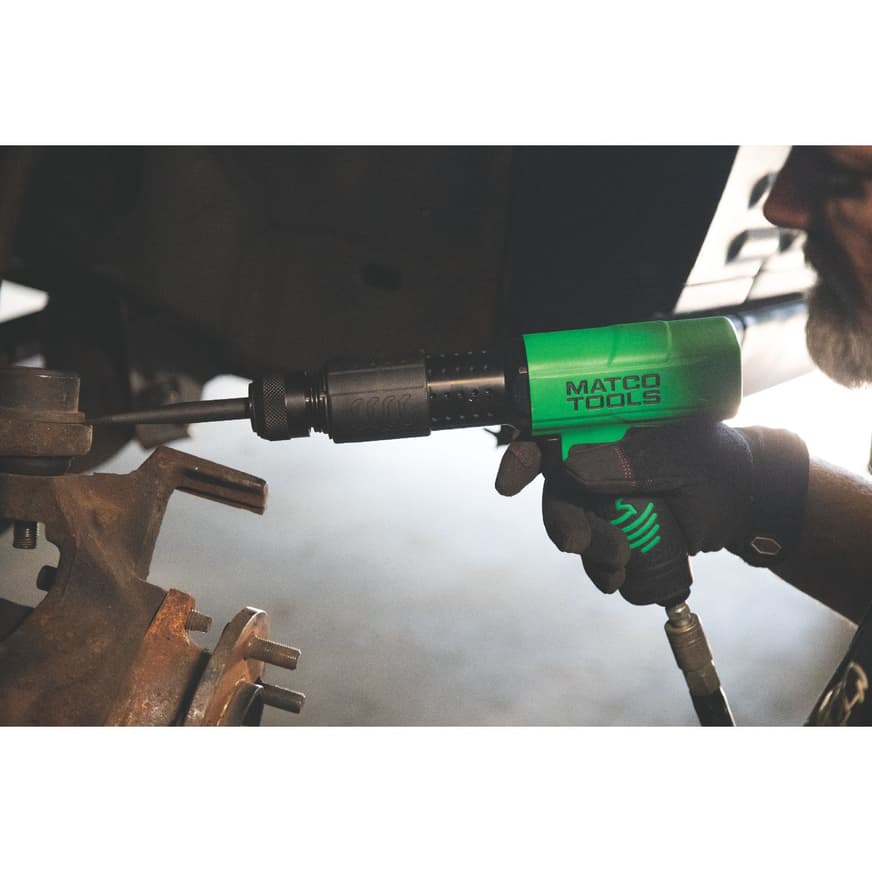 LONG BARREL PNEUMATIC AIR HAMMER - GREEN MT2916G | Matco Tools