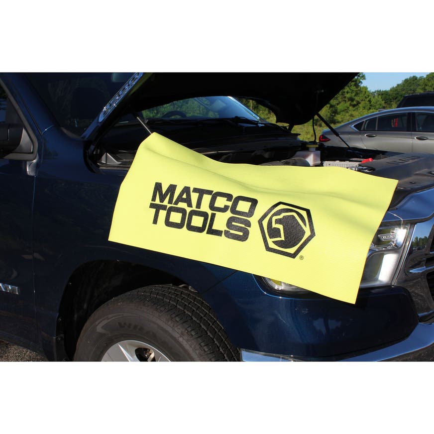 FENDER COVER - YELLOW WITH BLACK LOGO FC2436Y | Matco Tools