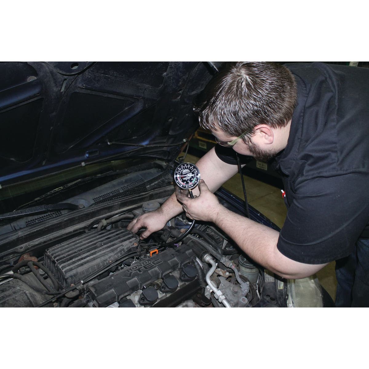 COMPRESSION, VACUUM AND FUEL PUMP TESTER COMBO SET MCVK | Matco Tools