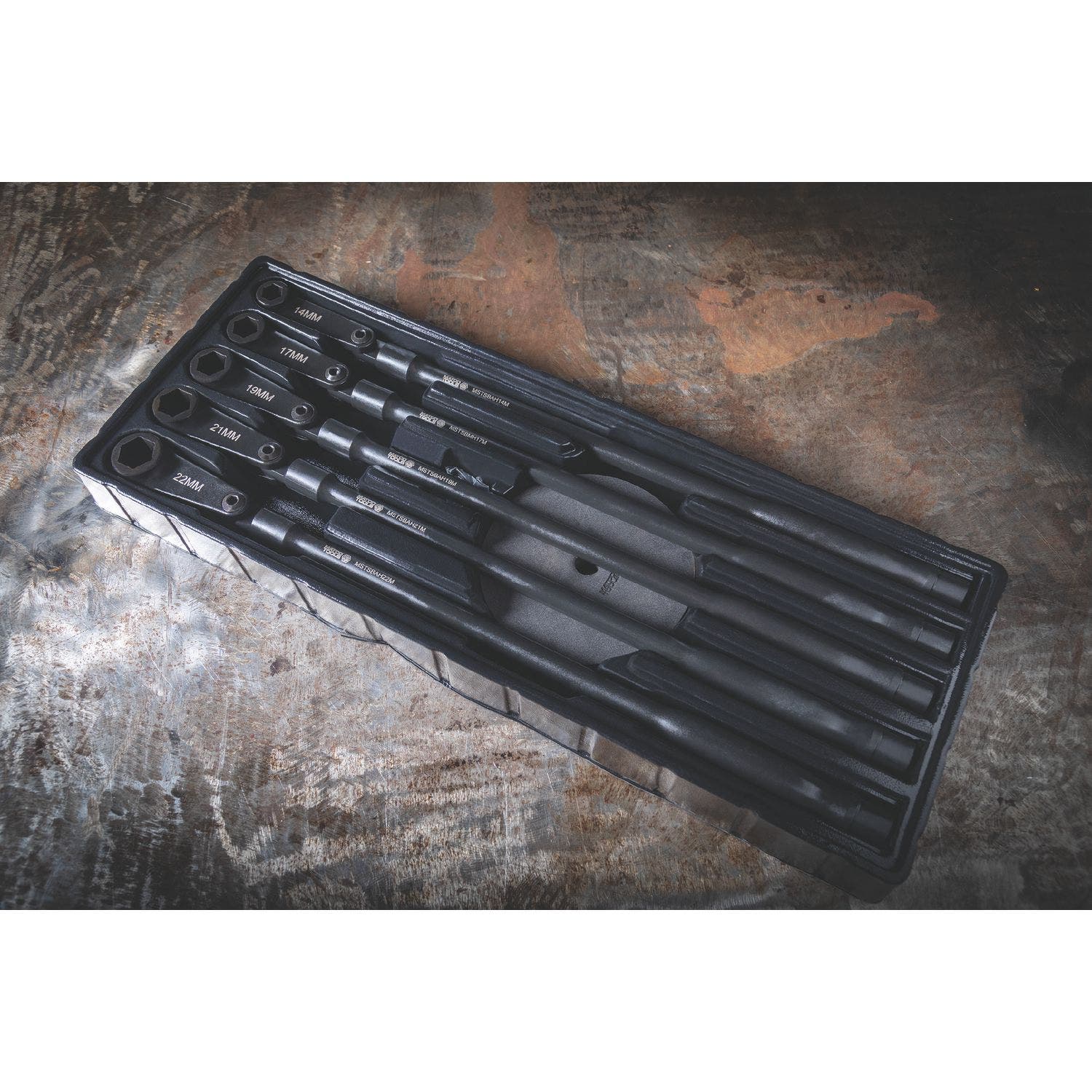 5 PIECE MANUAL HAMMER SOCKET SLEDGE SET MSTSBMHM5R | Matco Tools