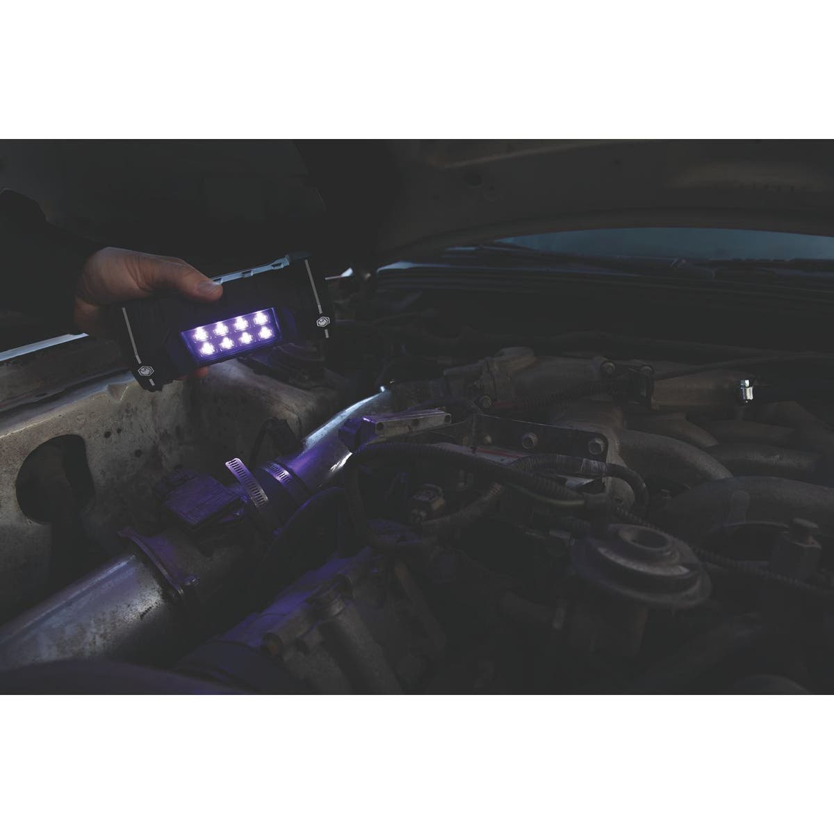 TWIN LIGHT WORK LIGHT WITH INDUCTION CHARGING PAD MWLTL | Matco Tools