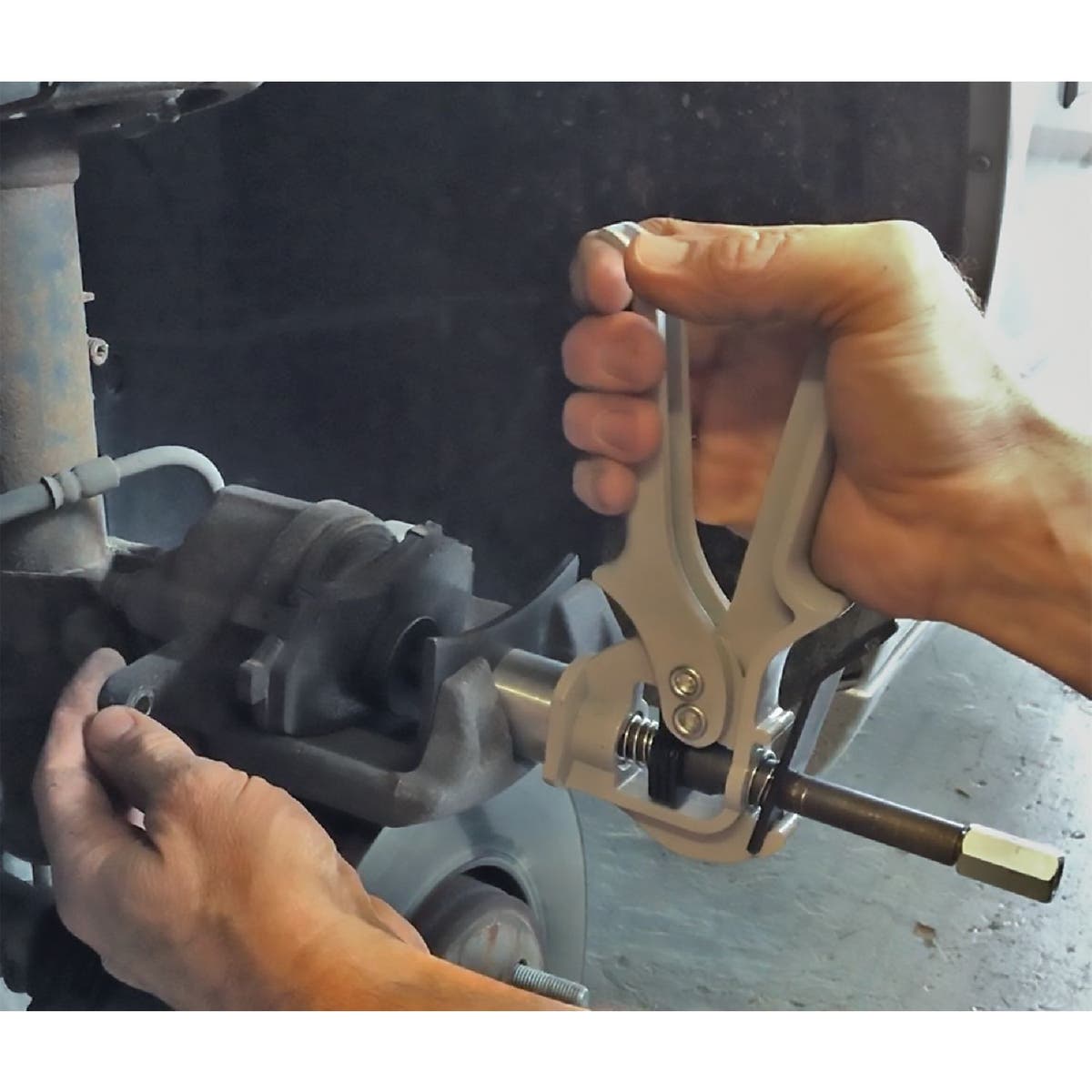 COMBINATION DISC BRAKE TOOL DB350 | Matco Tools