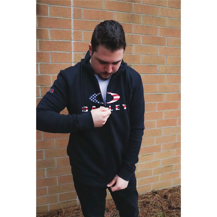 OAKLEY® BARK FULL ZIP HOODIE 2.0 - FLAG - XL ED40259801VX | Matco Tools