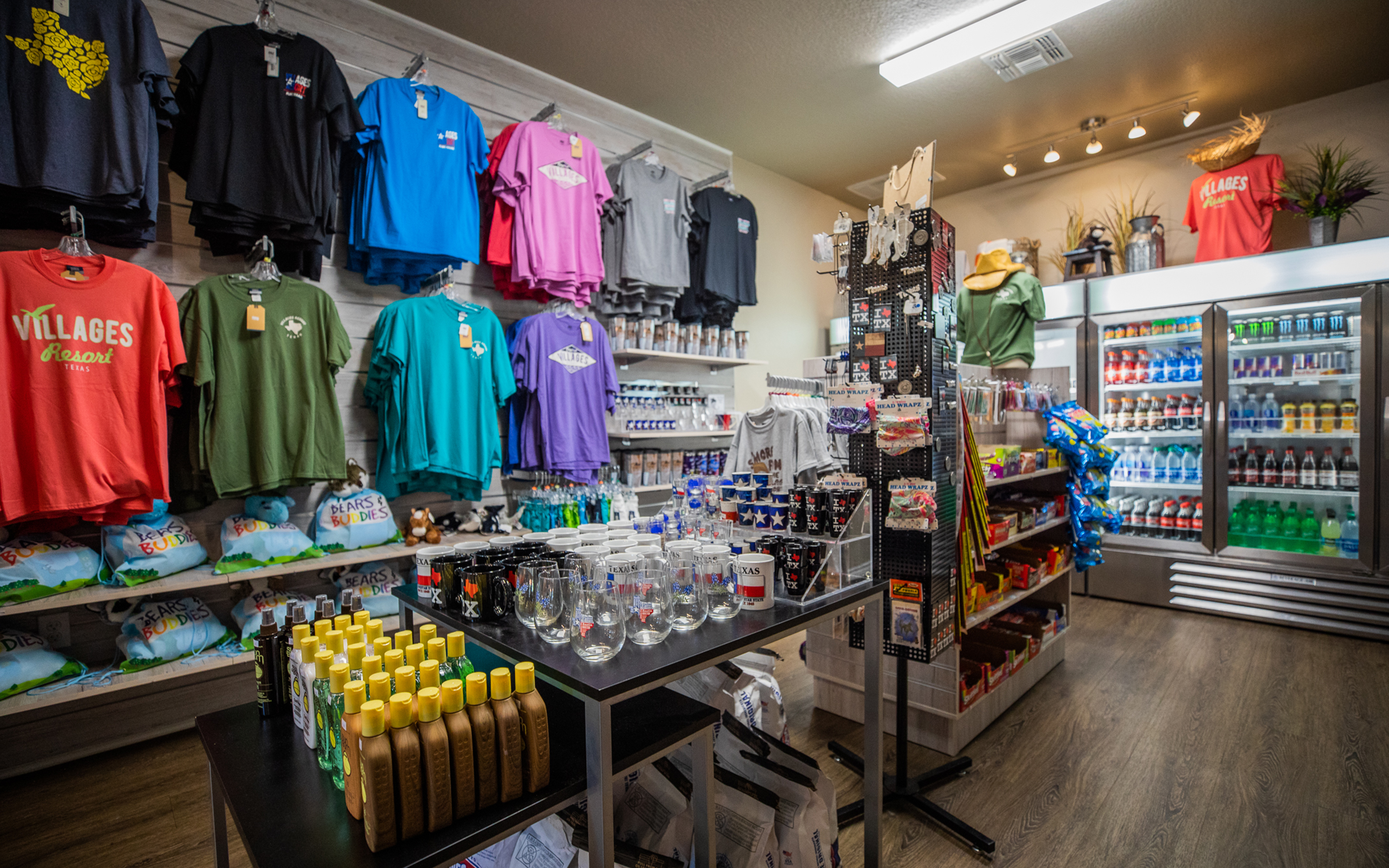 Shopping at Villages Resort at Lake Palestine | Holidayinnclub.com