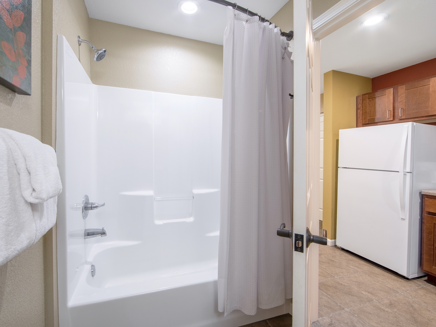 Fox River Resort at Sheridan Pictures - Studio Villa | HolidayInnClub.com