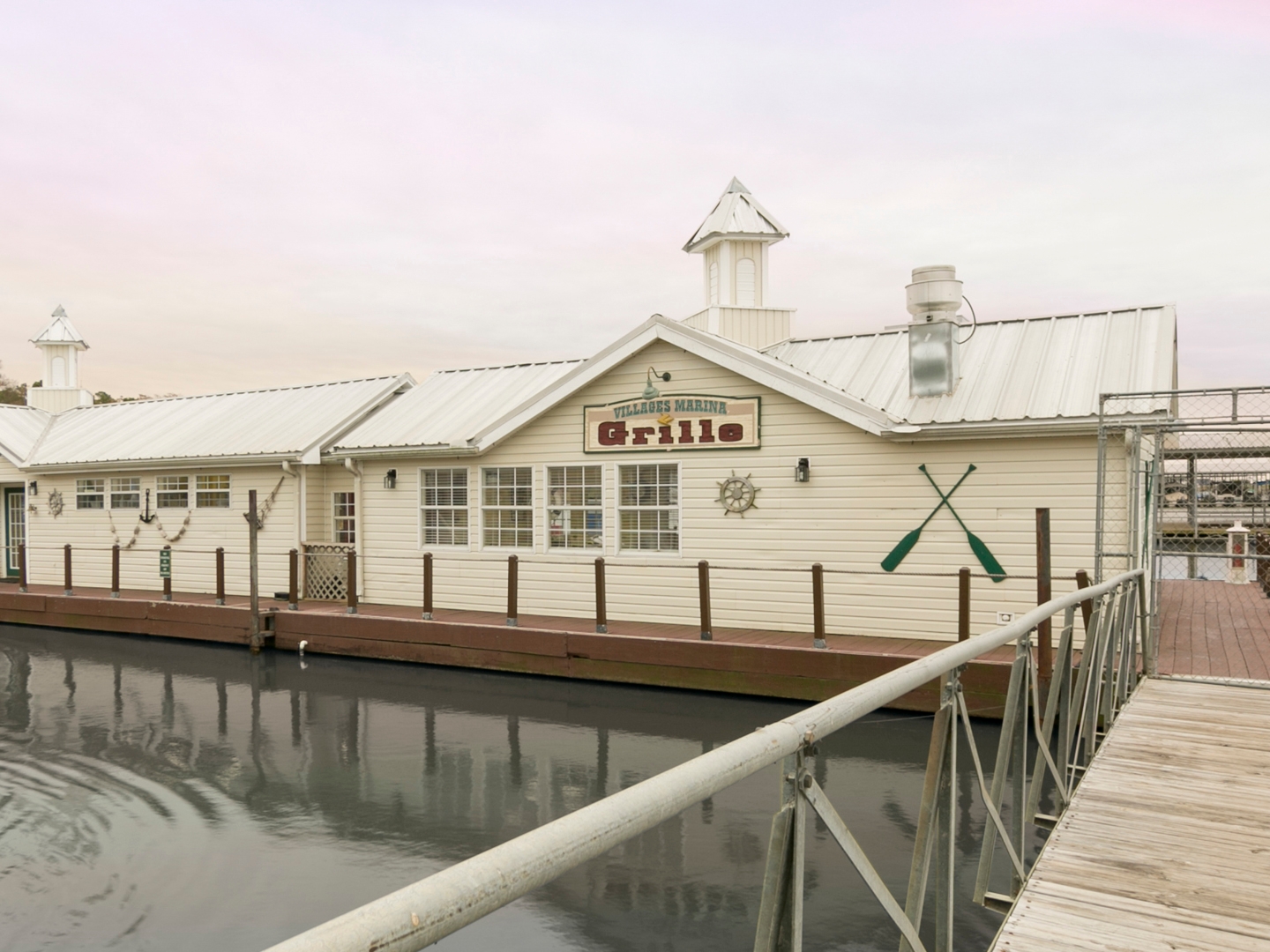 Villages Resort at Lake Palestine Deal | HolidayInnClub.com