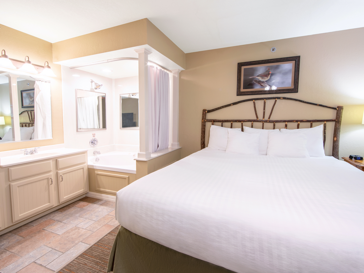 Fox River Resort at Sheridan Pictures - Two-Bedroom Lodge ...