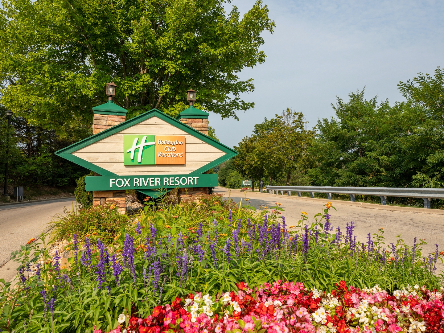 Fox River Resort at Sheridan Pictures | HolidayInnClub.com