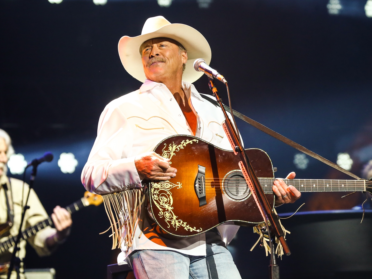 Explore VIP Experiences | HolidayInnClub.com