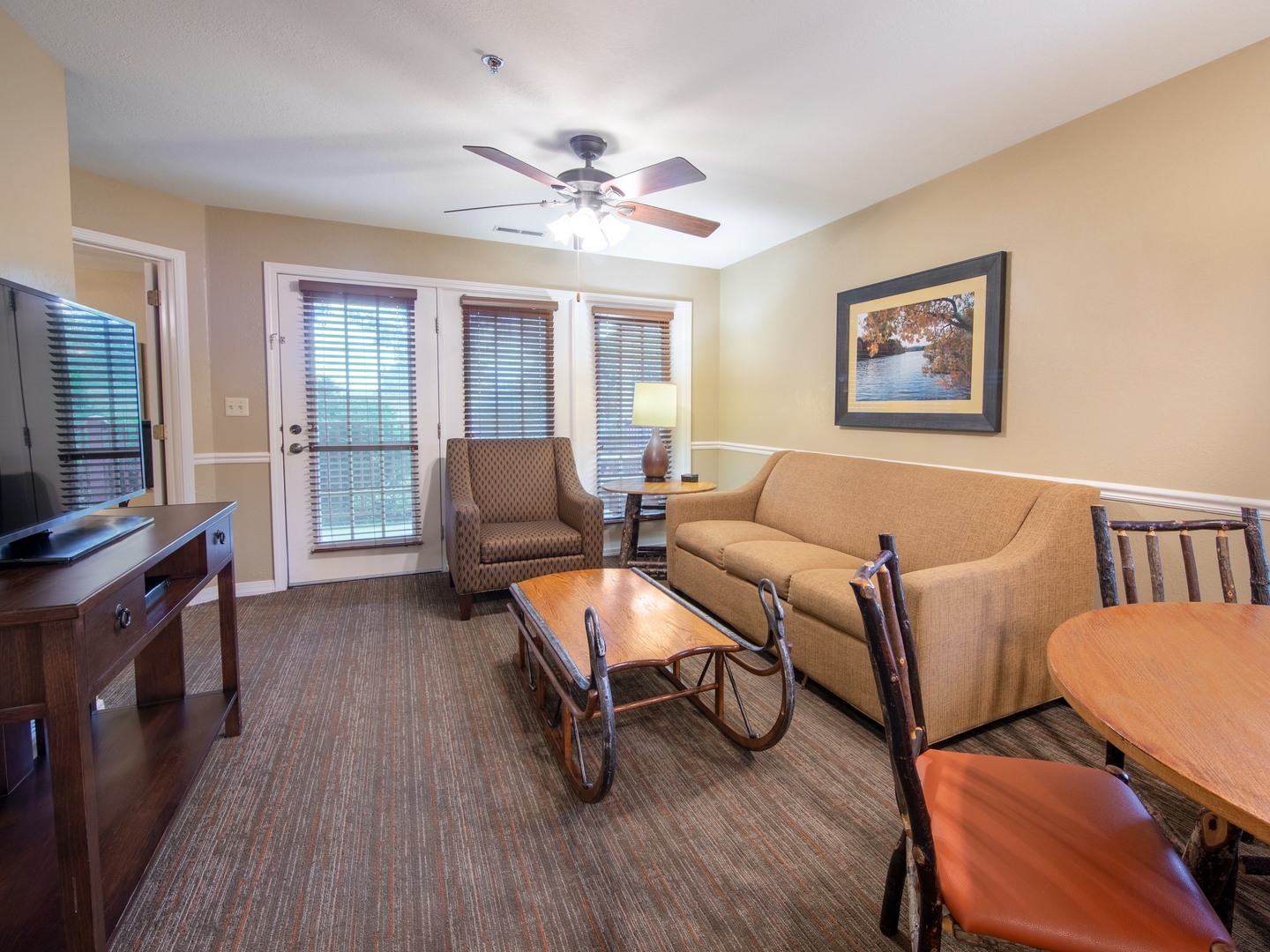 Fox River Resort at Sheridan Pictures - Two-Bedroom Lodge ...