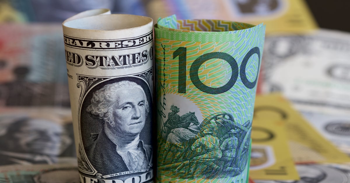 Australian dollar climbs amid RBA optimism and rising bond yields