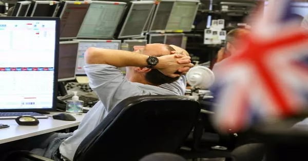 How do interest rates and inflation affect forex?