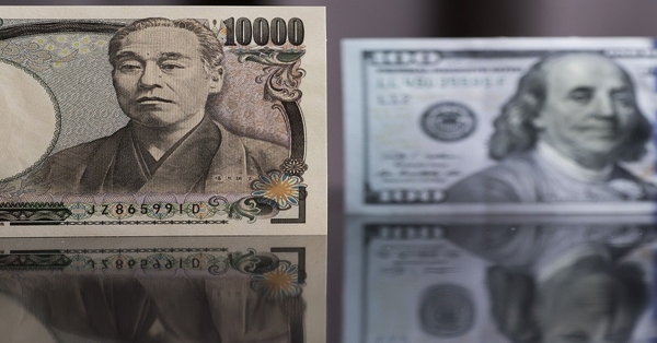 USD/JPY breaks through 160.00 amid no currency intervention