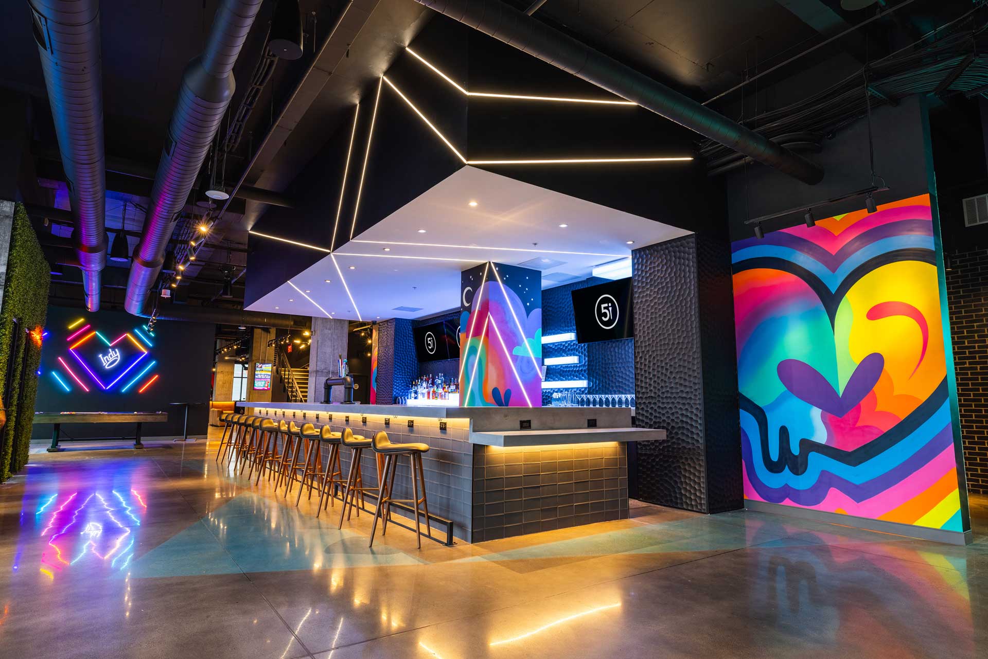 Indoor Golf Bar in Indianapolis, Virtual Golf Simulators & Lessons at ...
