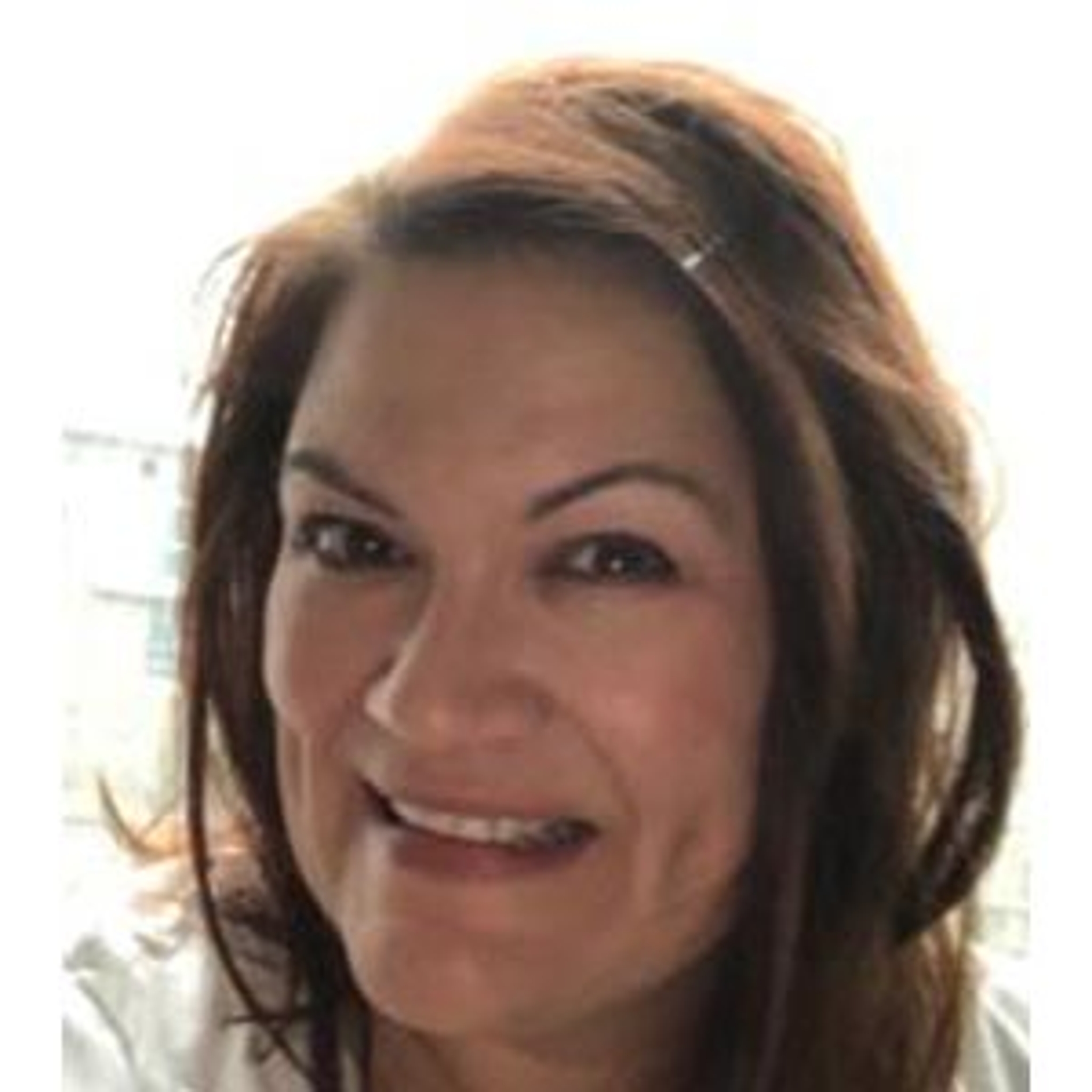 Free Mom Hugs Founder Sara Cunningham Spreads Love | Petal Talk