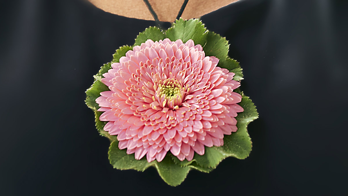 Large Pendant Flower Necklace | Flower Jewelry | Petal Talk