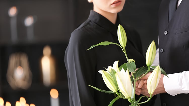 4 Steps to Coping with a Public Tragedy | Petal Talk