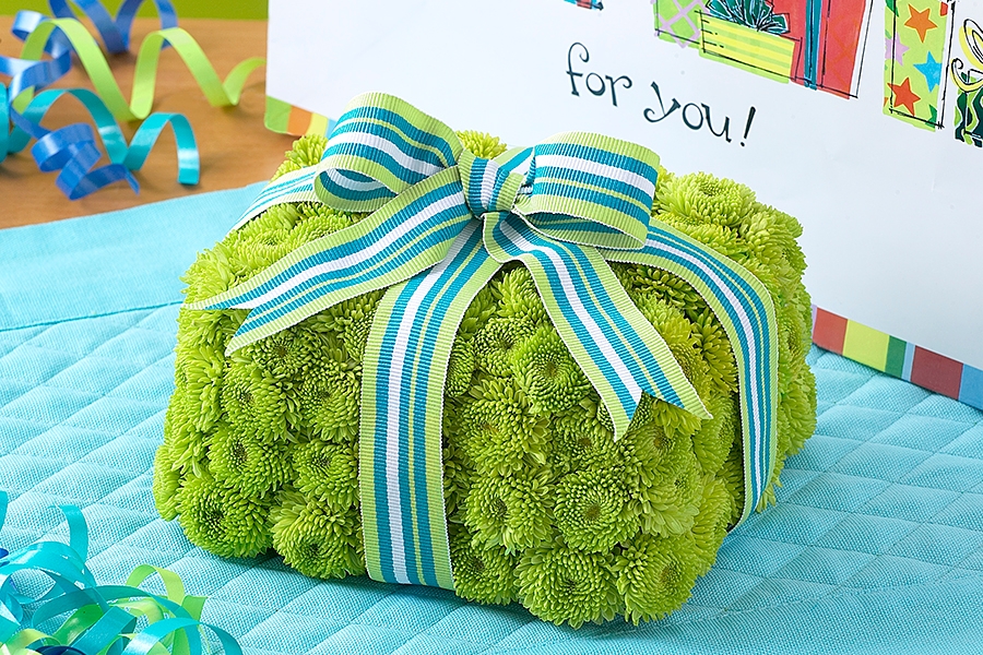 How to Make a Present out of Flowers | Petal Talk