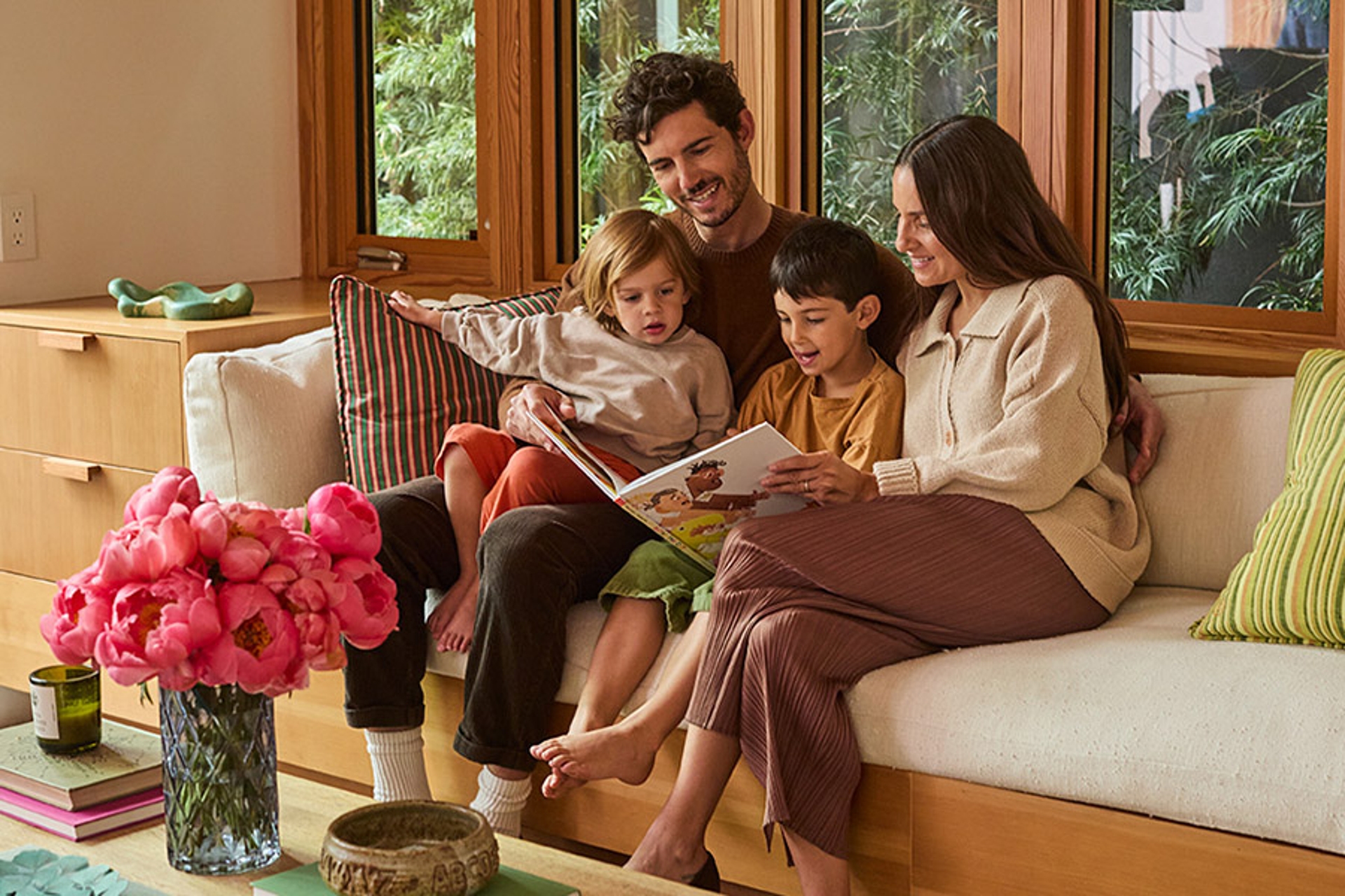 Celebrate Occasions Articles | 1800Flowers Petal Talk