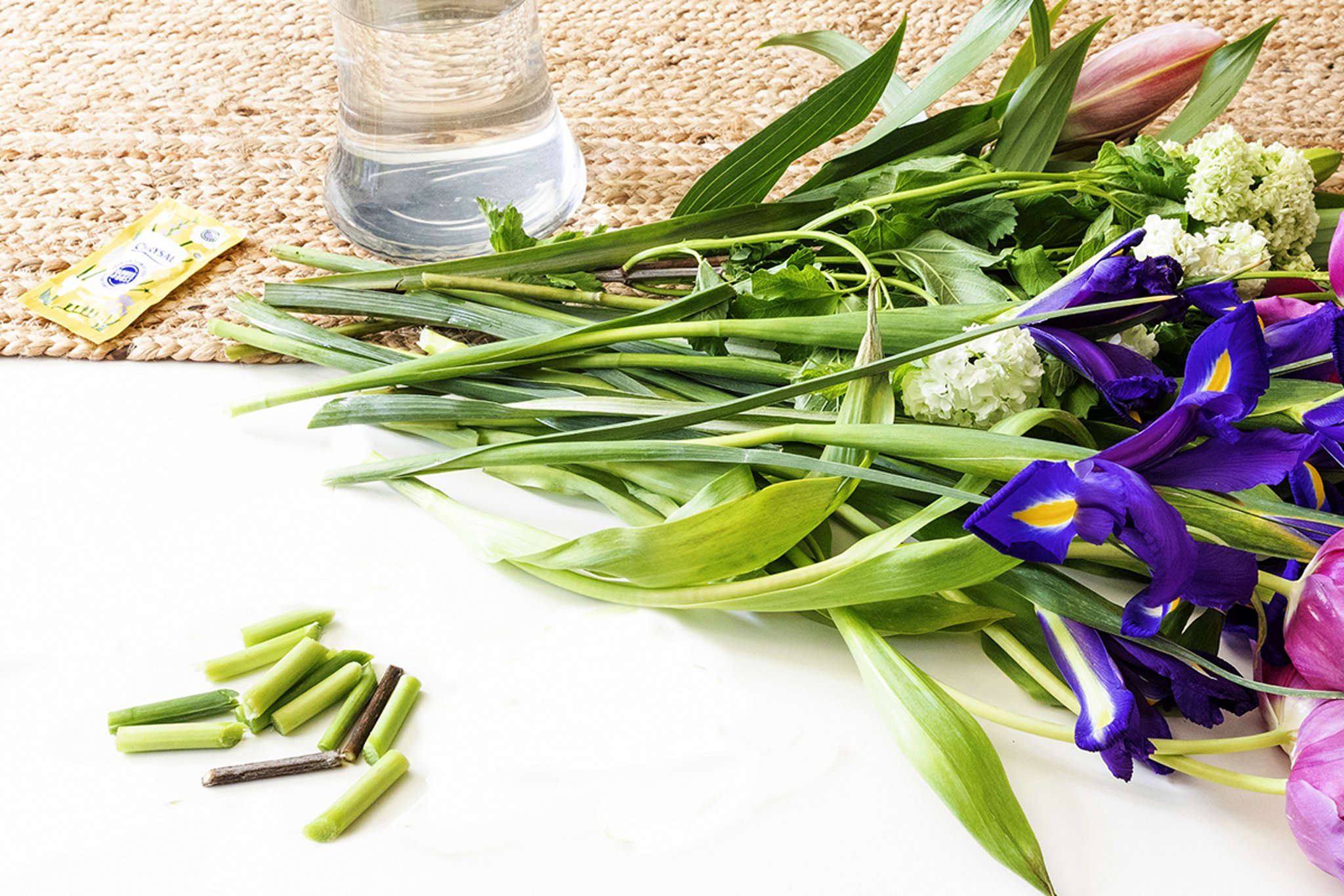 6 Ways to Care for a Flower Bouquet | The Table by Harry & David