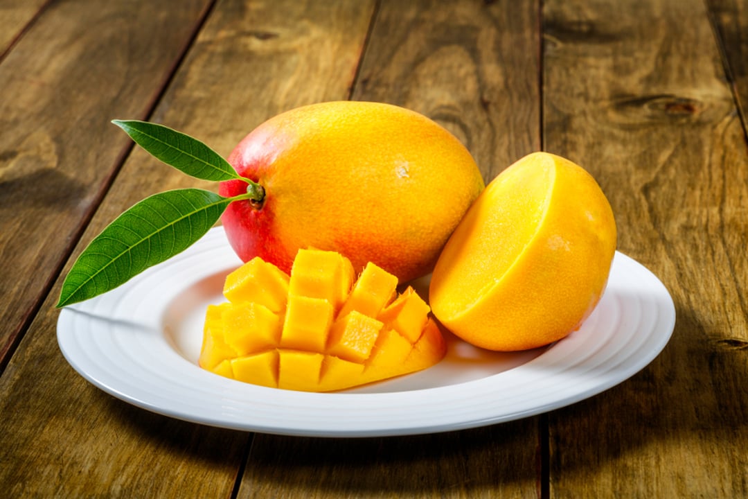 Most Popular Fruits From Around the World | Berry Chatty