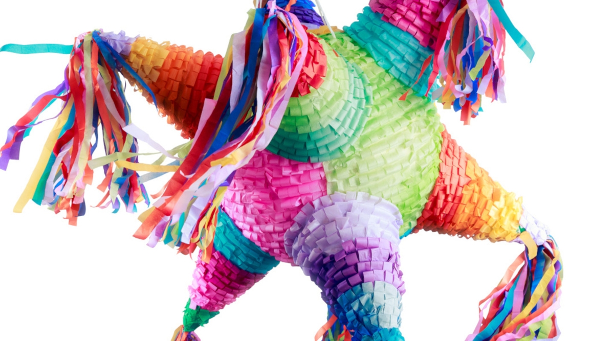 How to Make A Piñata: 3 Easy Methods