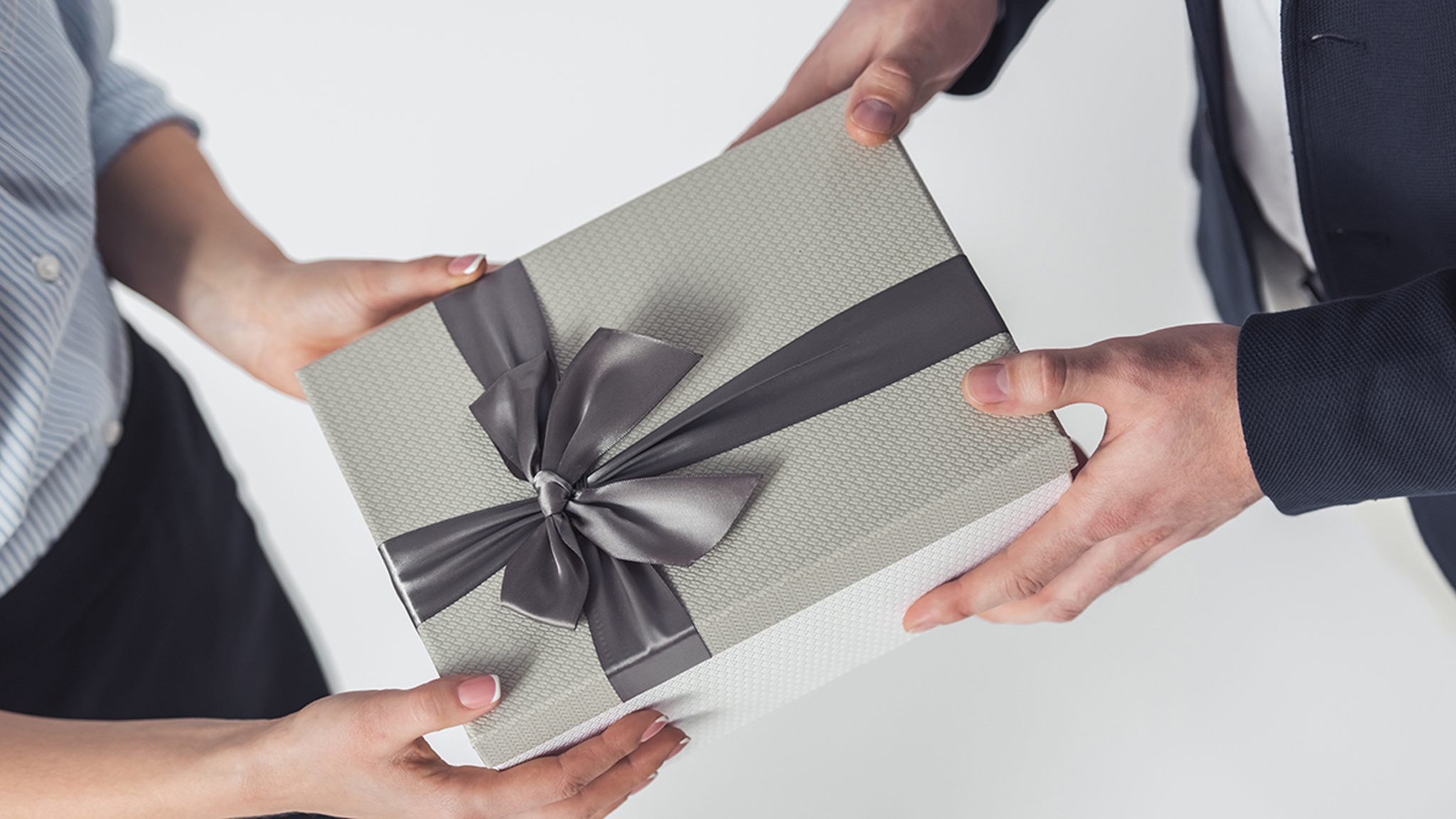 How HERO Simplifies Corporate Gifting | Petal Talk