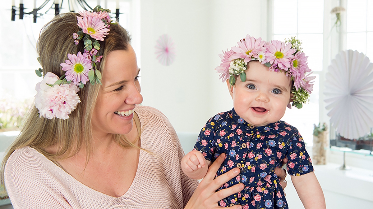 Mother-Daughter Flower Crown DIY & Crafts for Mother's Day | Petal Talk