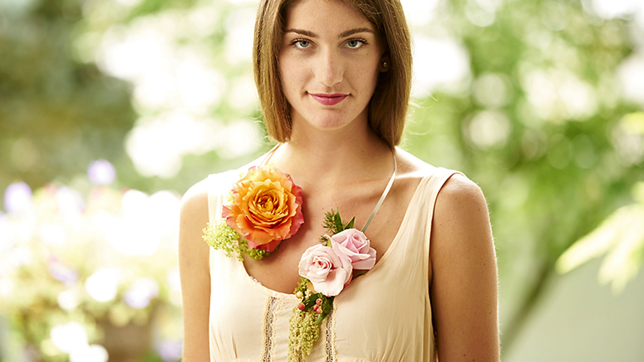 DIY Prom Flowers: Craft Beautiful Corsages | Petal Talk