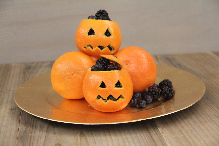 How to Make Spooky Orange Fruit Cups for Halloween | Berry Chatty