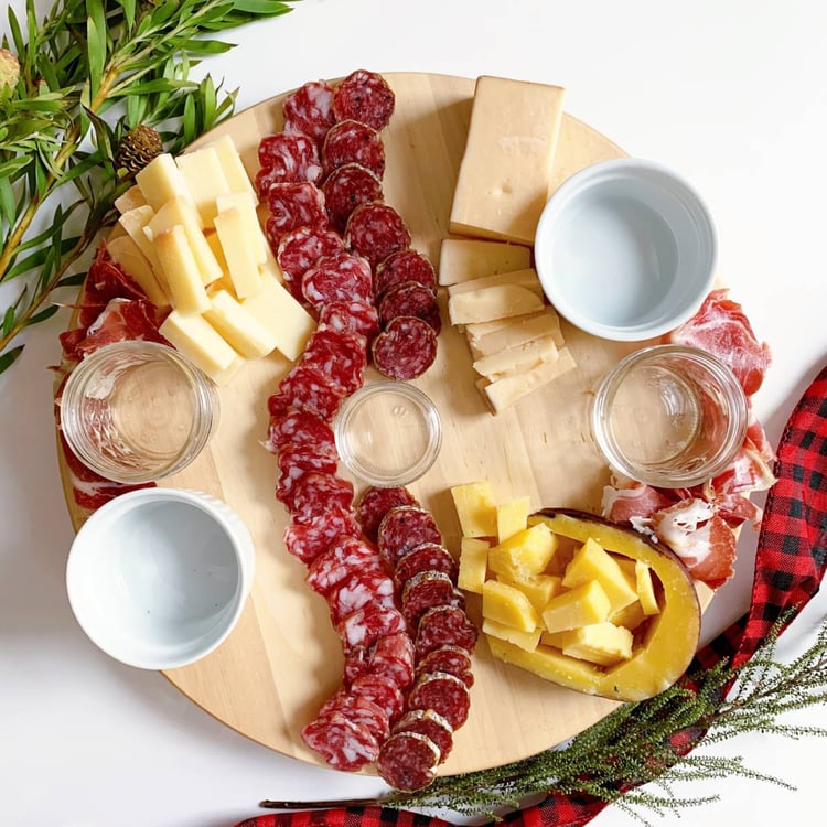 How to Make a Cheese Plate | The Table by Harry & David