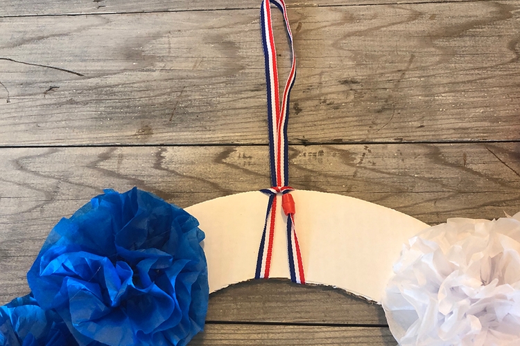 DIY Memorial Day Crafts: Make This Wreath & Garland | Petal Talk