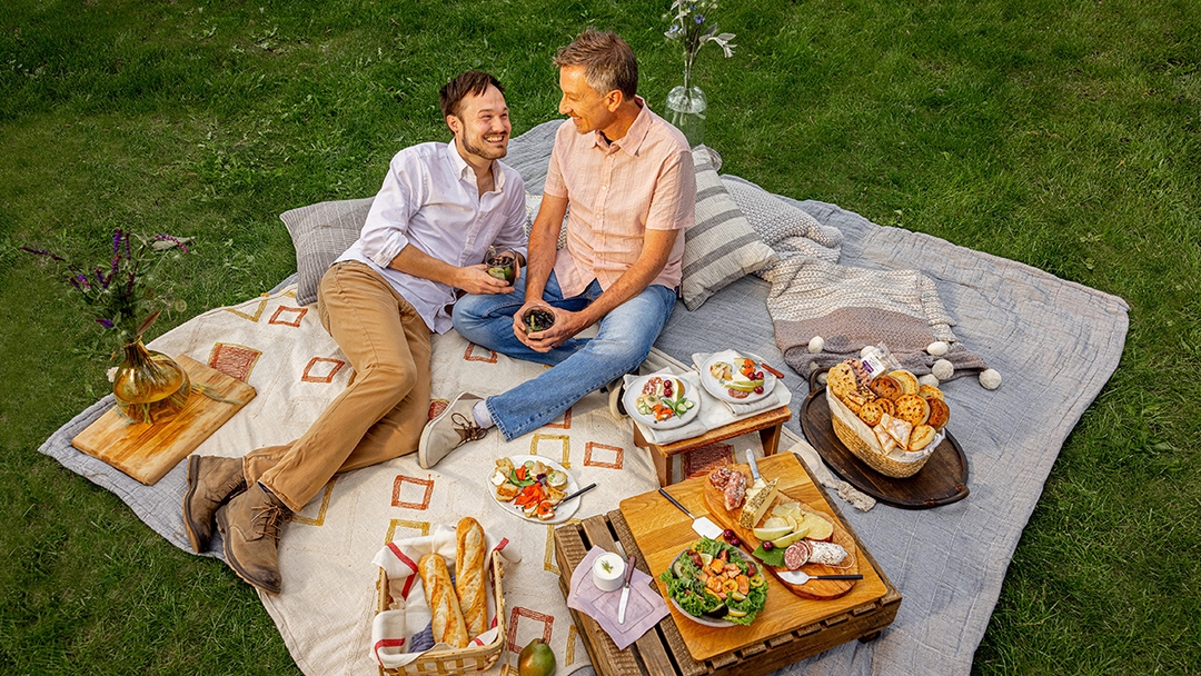 How to Plan the Perfect Picnic | The Table by Harry & David