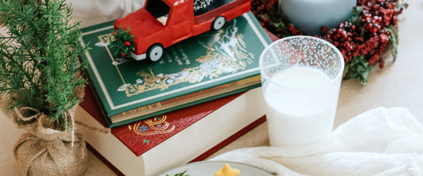 The Best Christmas Movie and Food Pairing Guide | Shari's Berries