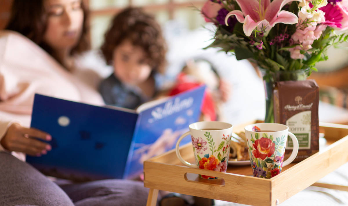 Stay Connected with Family and Friends | The Table by Harry & David