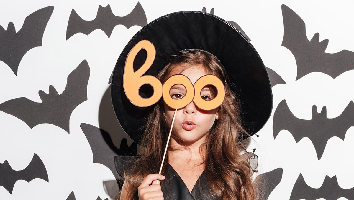 How to 'Boo' Someone Around Halloween | Cheryl's Cookies