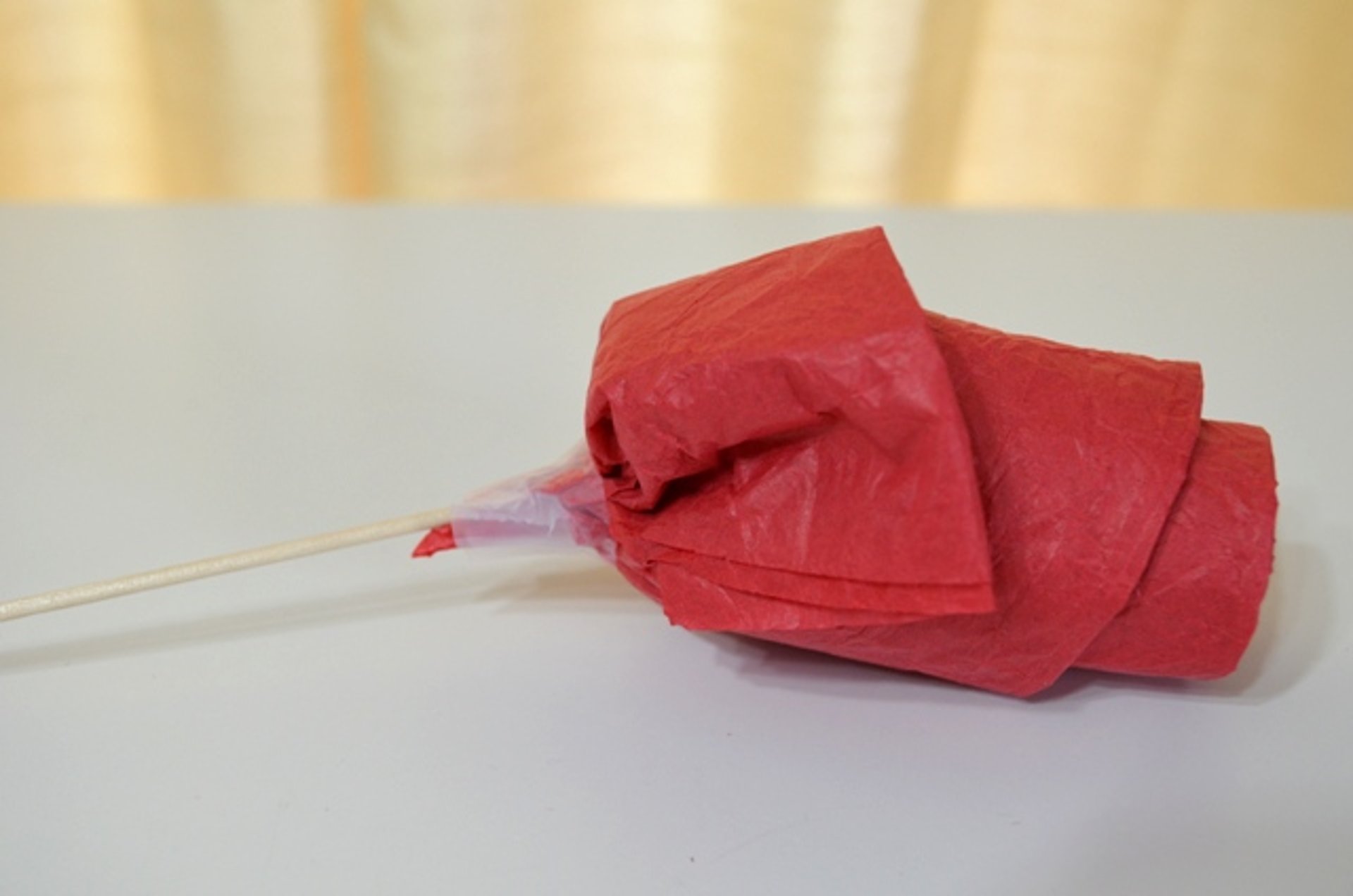 Valentine's Day Décor: Tissue Paper Roses | Petal Talk