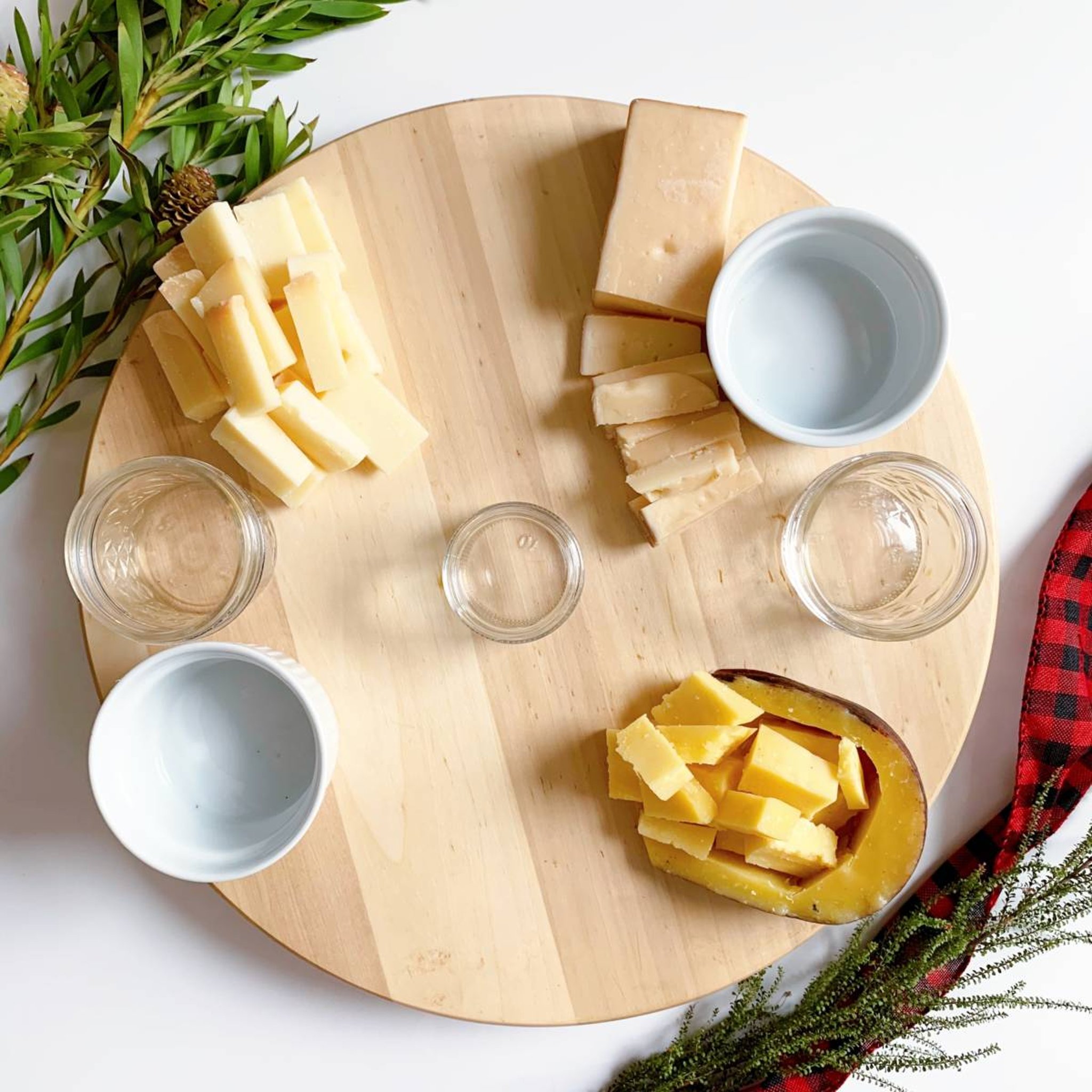 How to Make a Cheese Plate | The Table by Harry & David