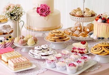 Dessert Buffet Ideas for Your Wedding | Shari's Berries