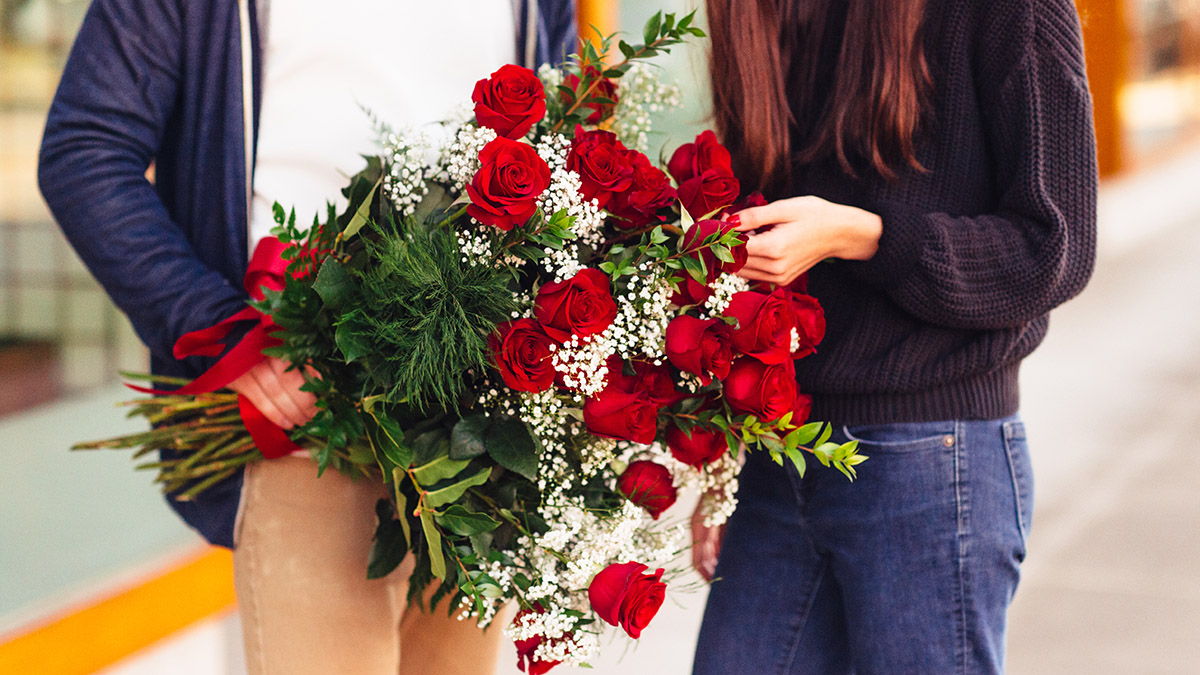 Why We Give Flowers as a Gift | Petal Talk