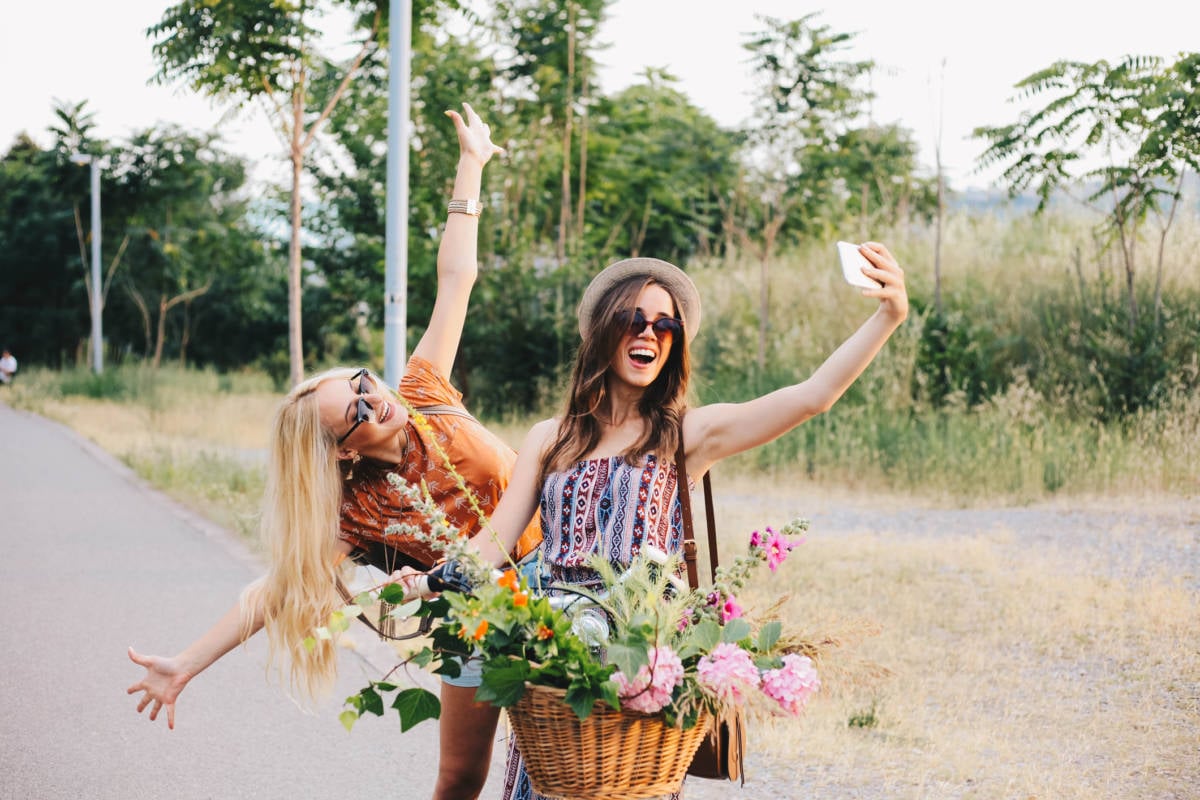 Friendship Flowers | Flowers that Symbolize Friendship | Petal Talk
