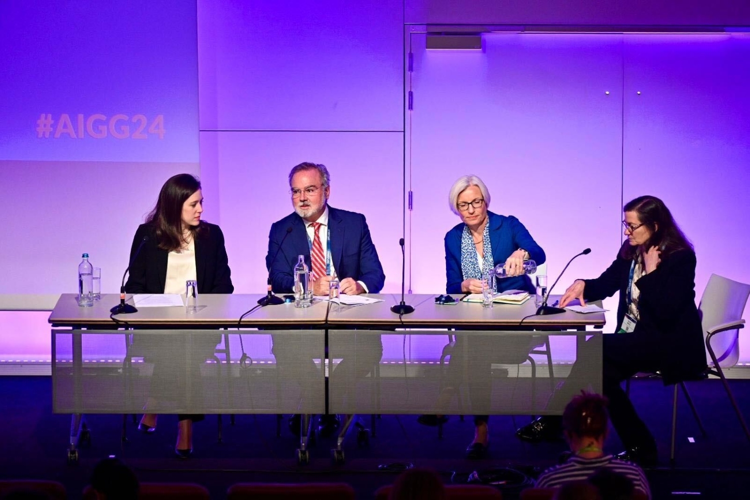 US, EU and UK regulators discuss the global AI safety regulatory ...