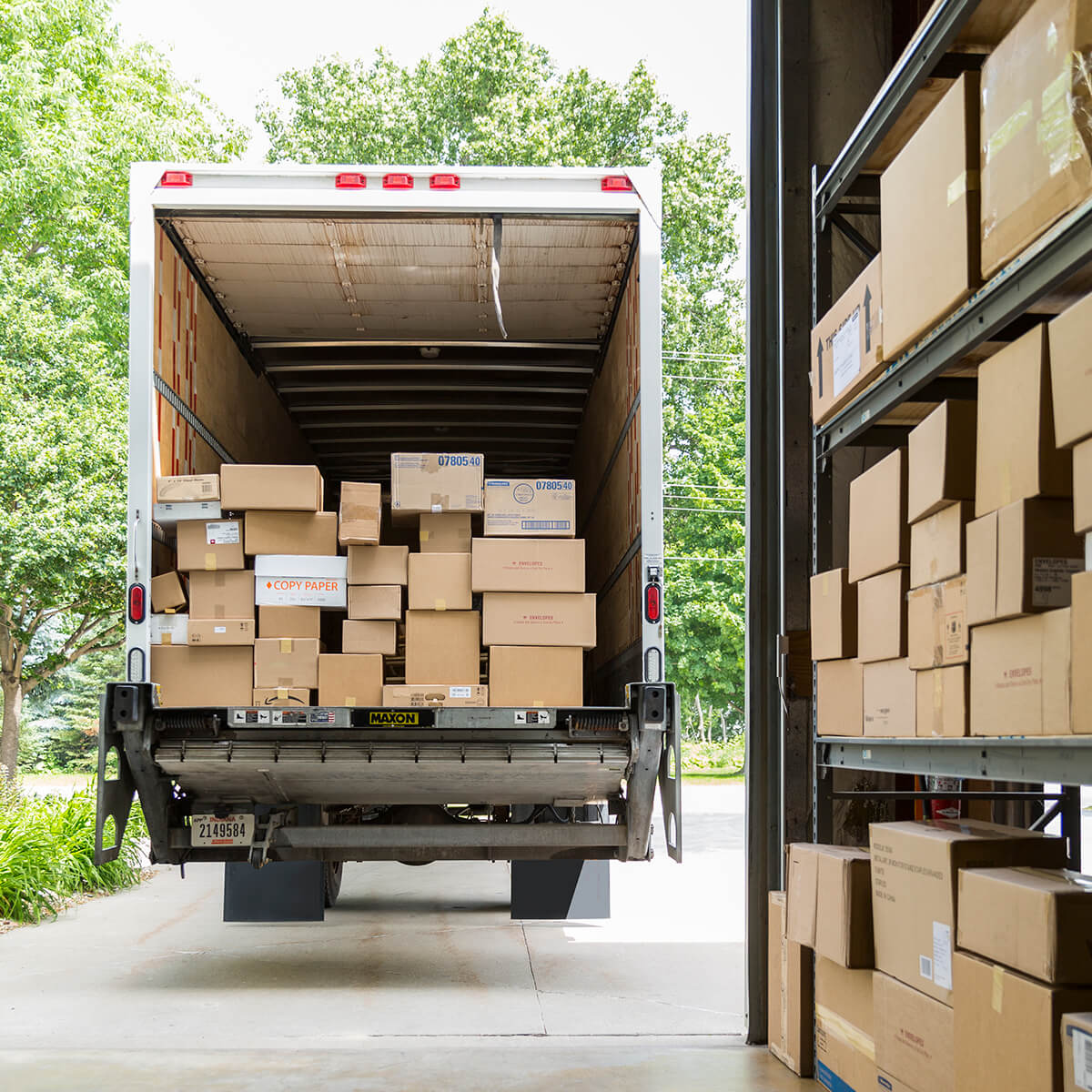 LTL Less-than-Truckload Shipping | Schneider