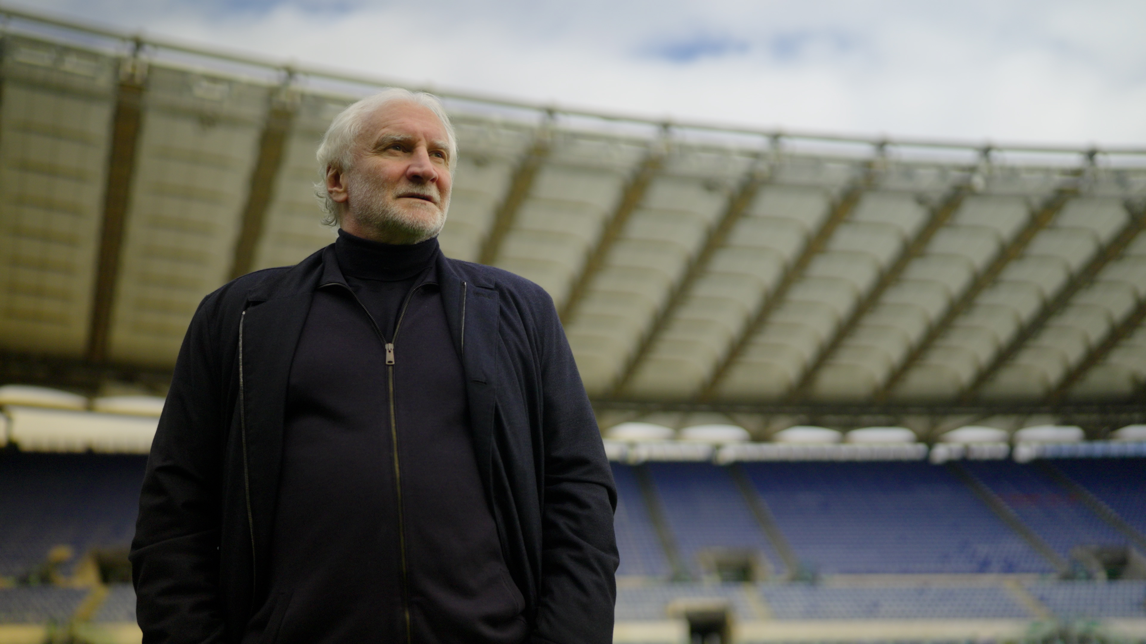 Sky Original Filmreihe „Plattfuß – Ein Cop in Neapel“ mit Salvatore ...