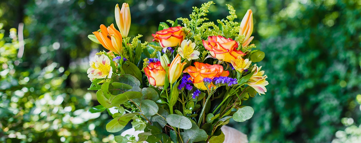 Flowerside Chats | 1800Flowers