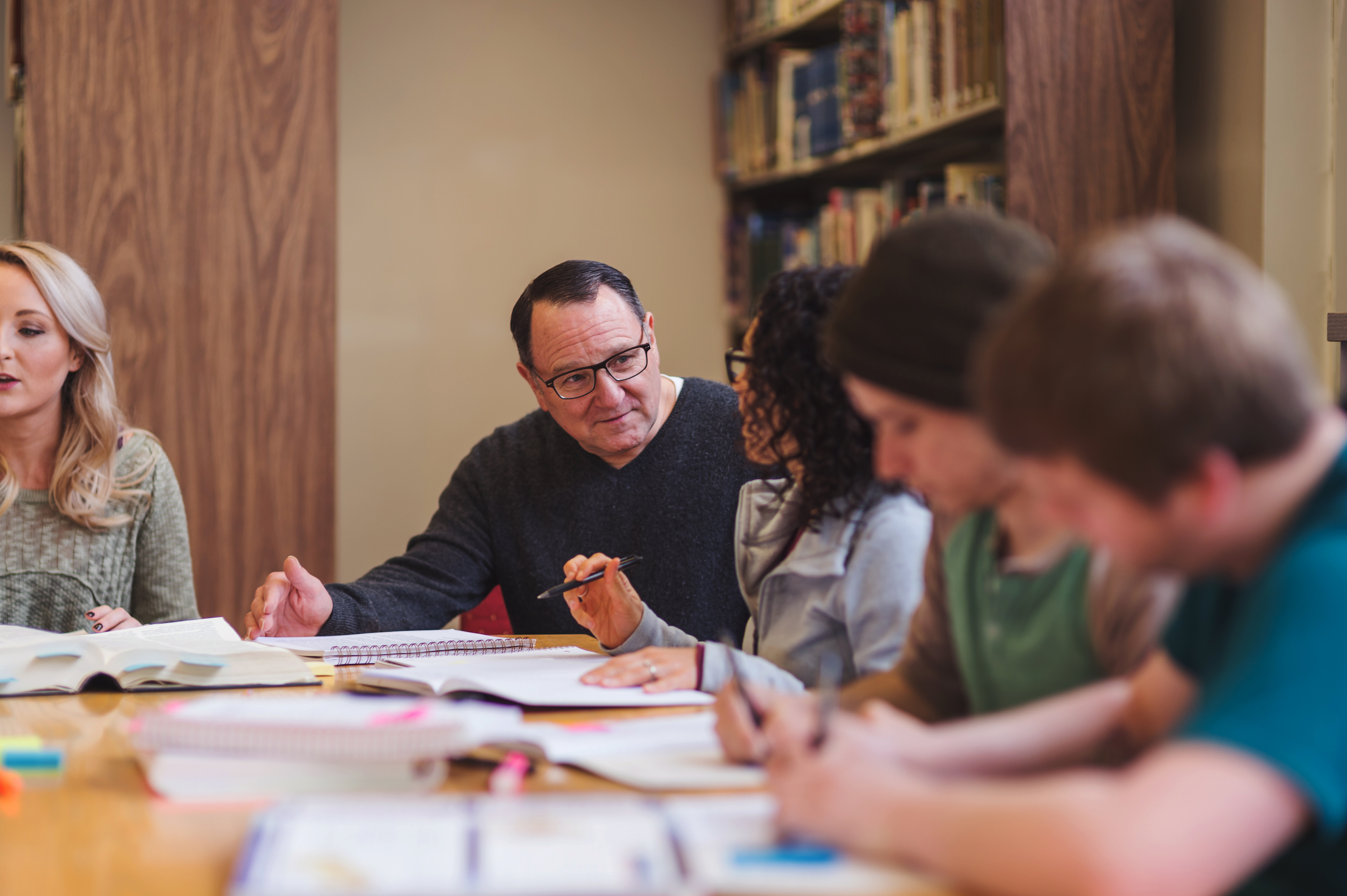 Group Language Classes - Learn In-Person | Berlitz FR