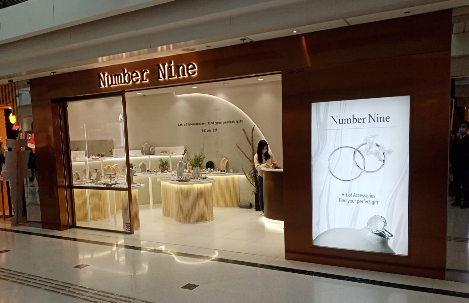 Telford plaza I Shopping – Number Nine
