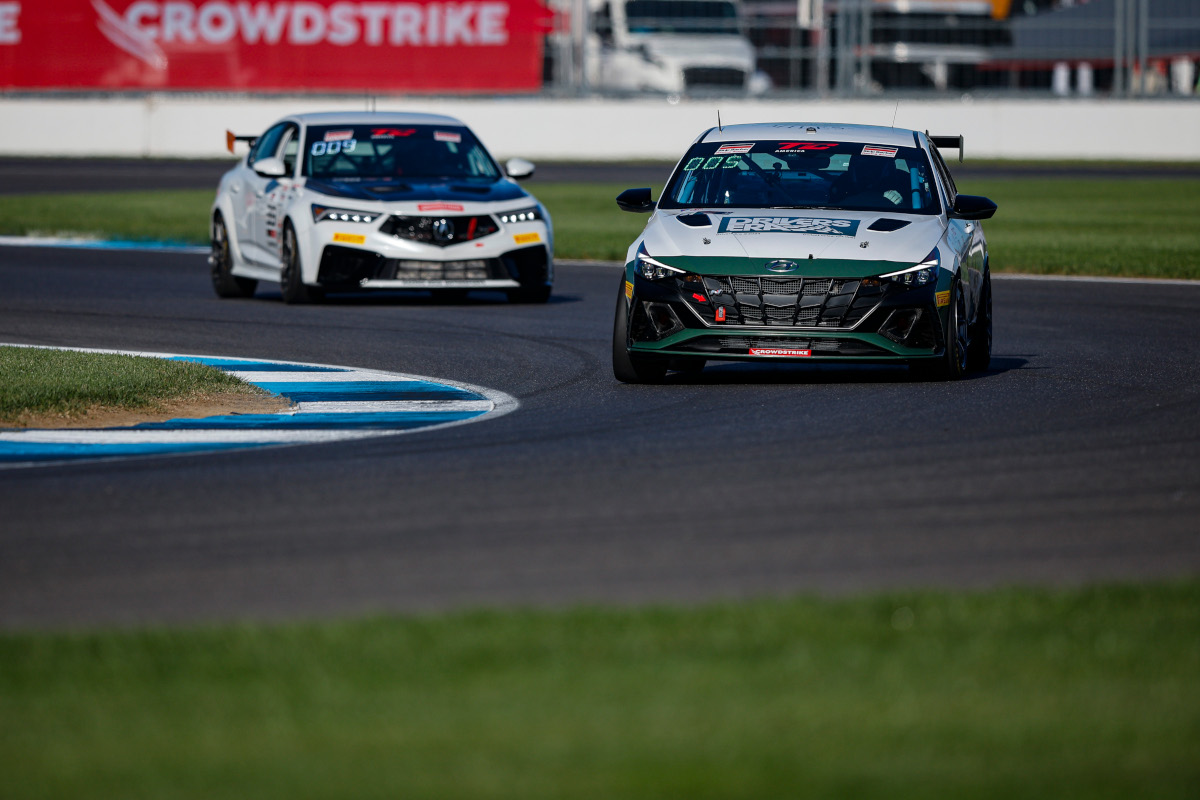 Neto, Ricca, Garcia win first TC America race at IMS | RACER